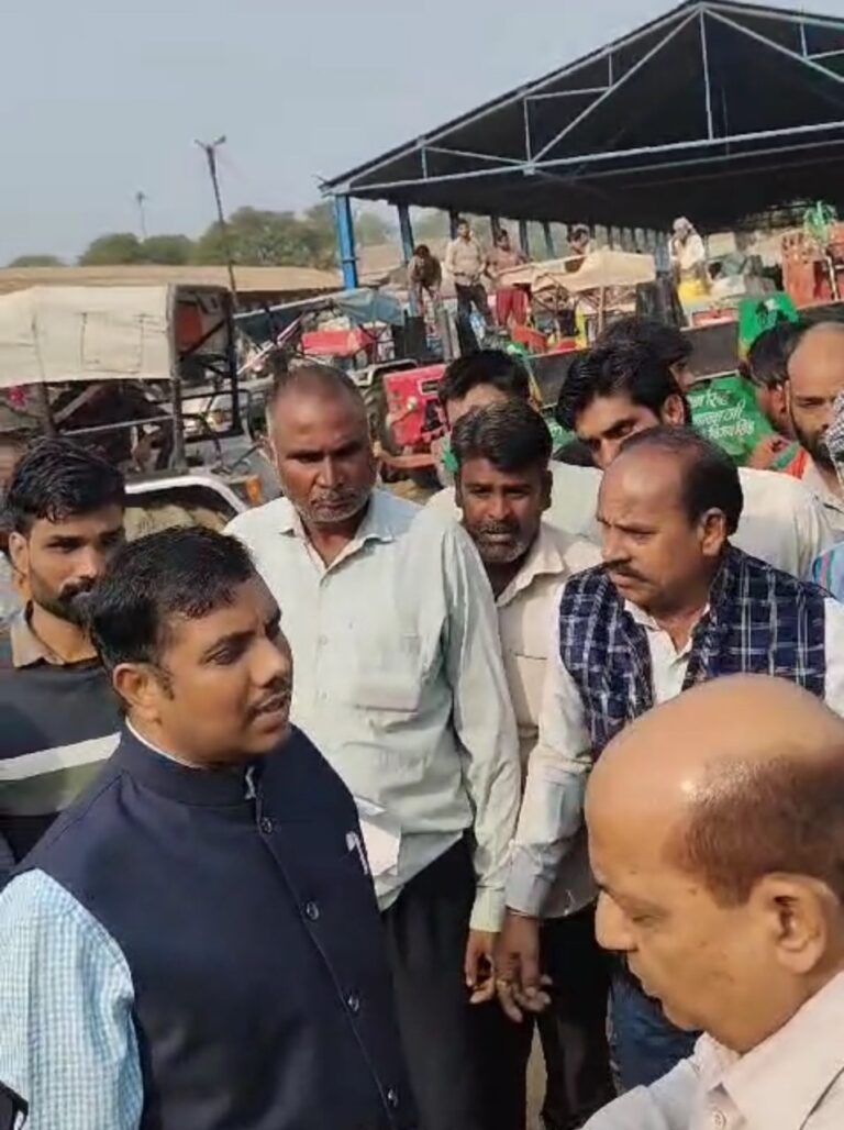 Collector Shri Singh’s Visit to Berasia: Fertilizer and Revenue ...
